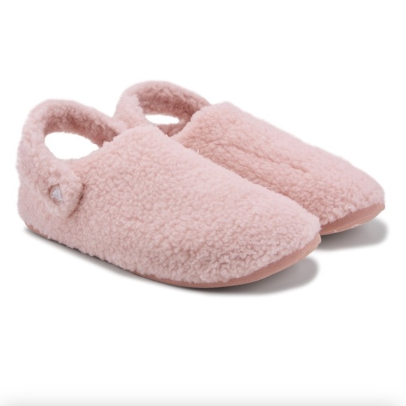 CROCS | Shoes | Crocs Cozy Slippers | Poshmark